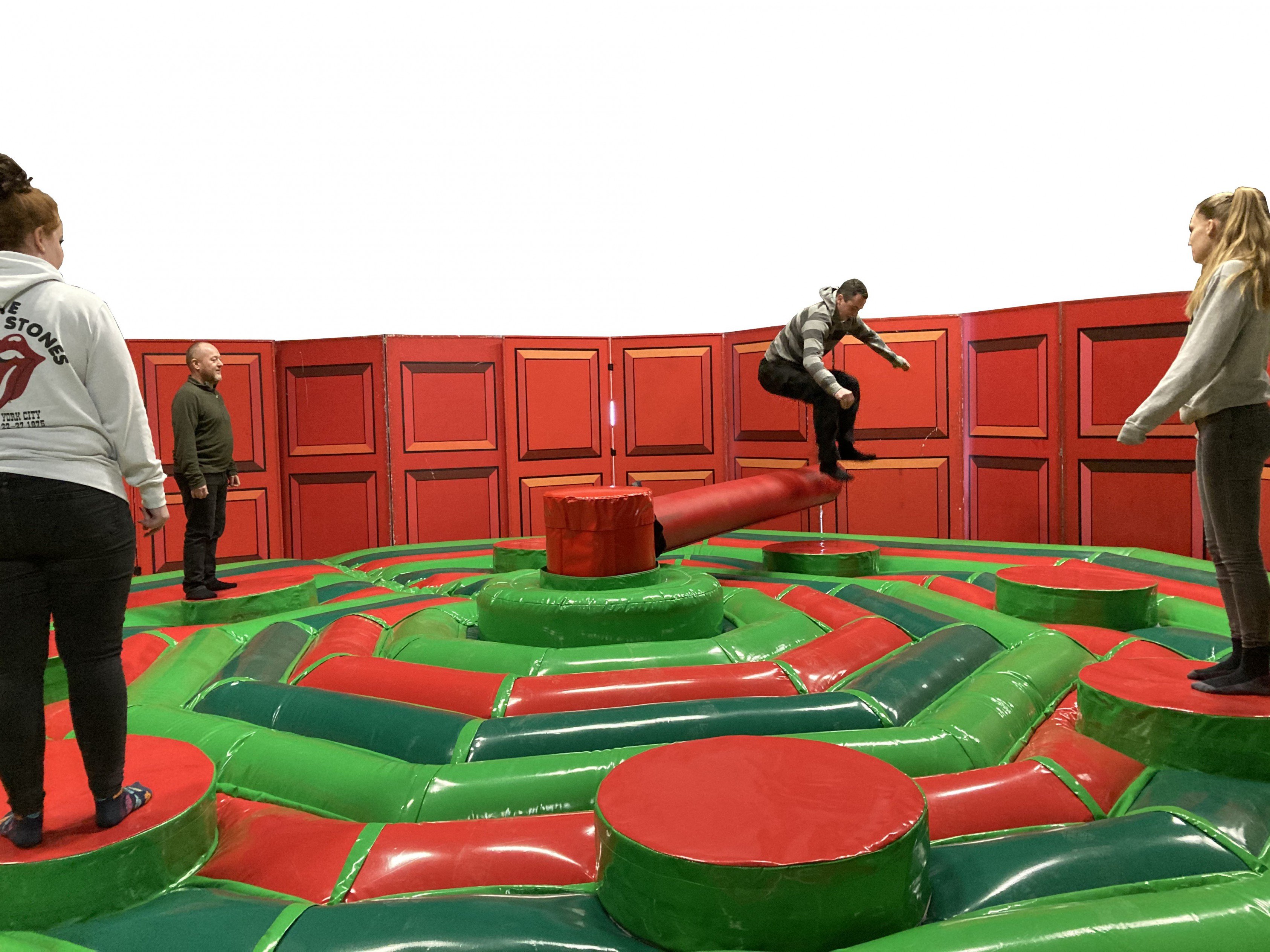 Sweeper (Wipe Out) - Attractie.com