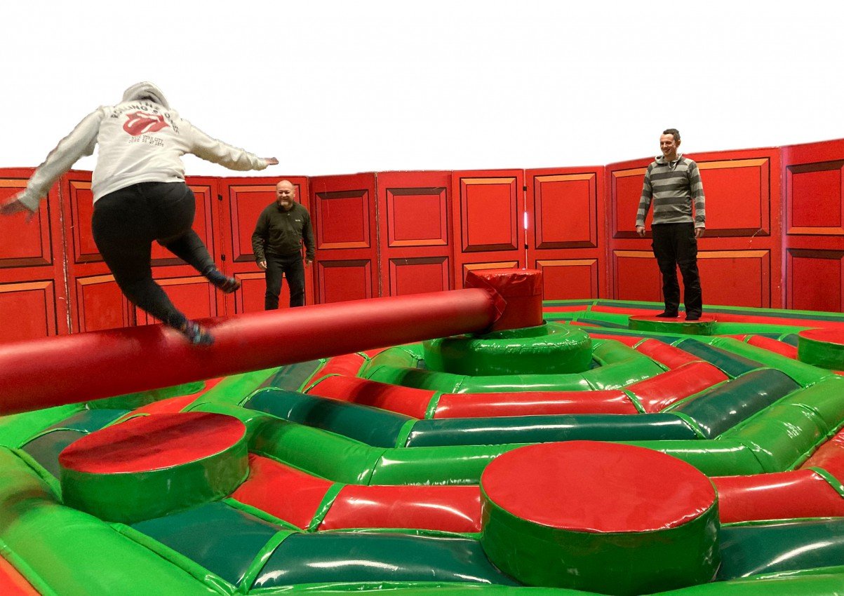 Sweeper (Wipe Out) - Attractie.com